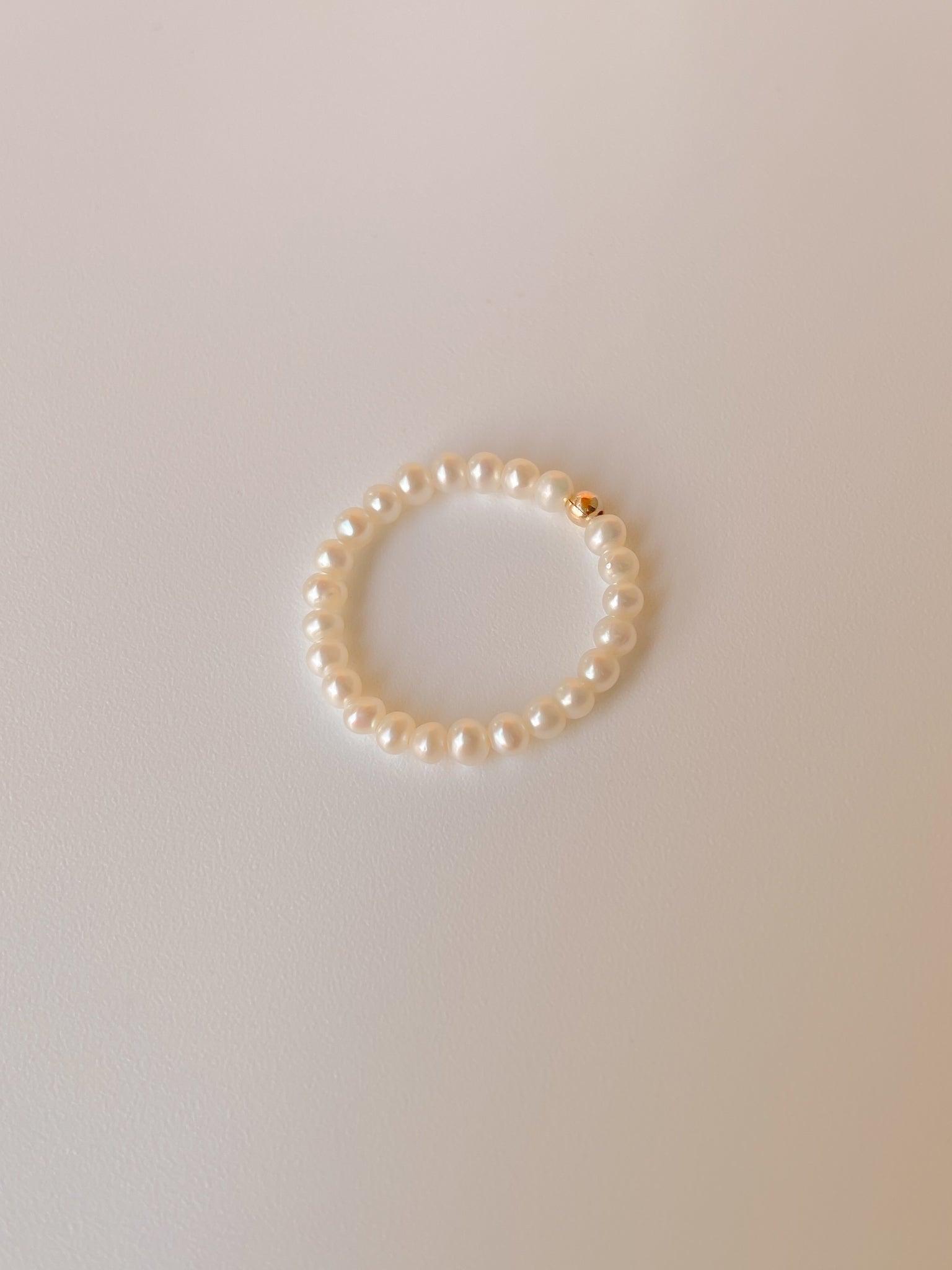 Ari Pearl Ring – Laon + On